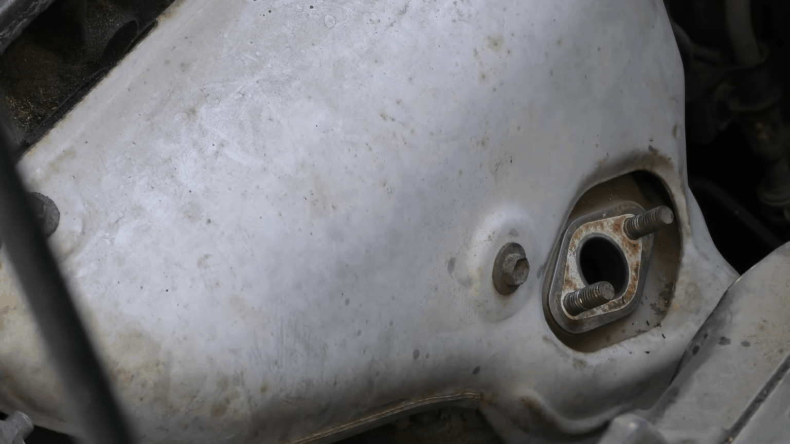 How To Tell If a Catalytic Converter Is Clogged