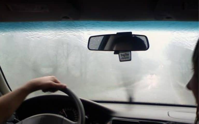 How to Defog Car Windows in Rain Without AC
