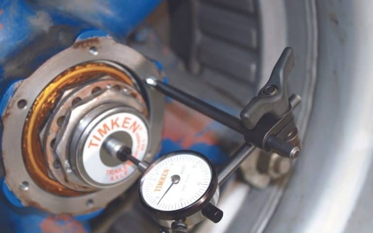 Leaking Axle - Symptoms, Causes And Repair Cost