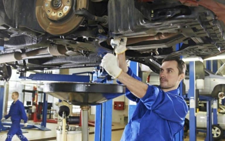 What Is The Average Car Mechanic Hourly Rate?