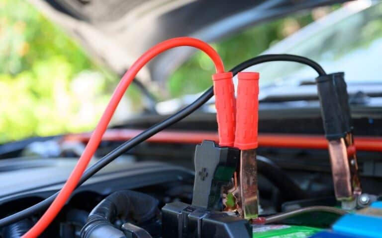 What Is A Float Charger? How It's Different From A Trickle Charger?